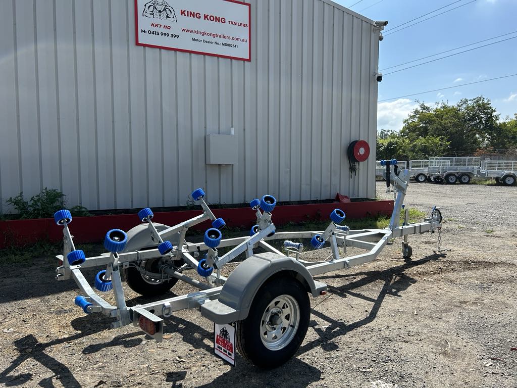 1360 4.8M GALVANISED BOAT TRAILER ATM 1200KG- SUITS BOATS 4.3-4.8M (14. ...